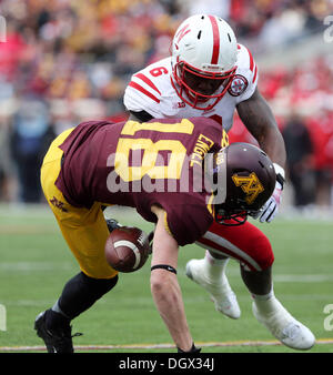 Minneapolis, Minnesota, USA. 18 October 2025. An estimated 100,000 ...