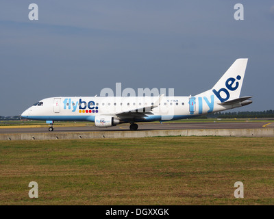 G-FBJA Flybe Embraer ERJ-175STD (ERJ-170-200) - cn 17000326 taxiing ...