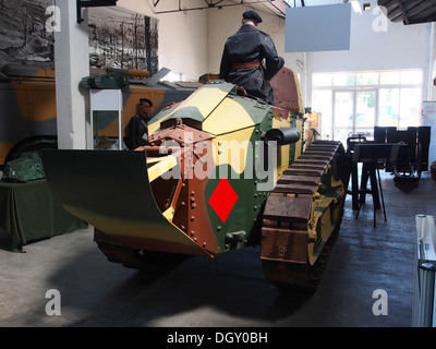 The Renault FT-17 was a revolutionary French tank used during World War ...