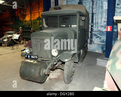 The 1936 SOMUA MCG5 is a French military vehicle exhibited at the Tank ...