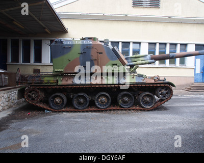 The GTC 155mm AUF1 self-propelled artillery, mounted on an AMX 30 ...