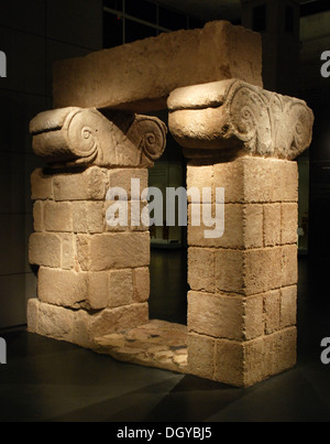 5709. HAZOR - RECONSTRUCTION OF THE ROYAL GATE WITH PROTO-AEOLIC ...