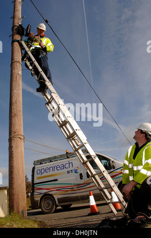 Openreach Field engineers install and maintain the physical network ...