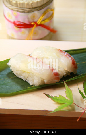Sea bream sushi Stock Photo - Alamy