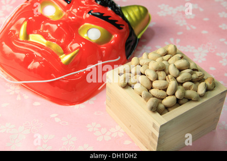 Setsubun (Bean-throwing festival Stock Photo - Alamy