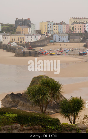 A view of Tenby Pembrokeshire from The Croft Stock Photo - Alamy