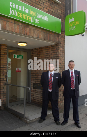 G4S Security Guards, guarding a Job Centre Plus office in the valleys ...