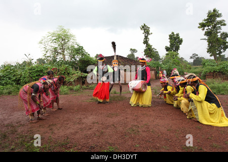 Tribal dance. Baiga Tribe, Chada village, Madhya Pradesh, India. Rural ...