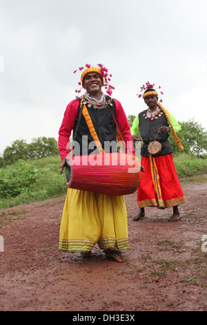 Tribal dance. Baiga Tribe, Chada village, Madhya Pradesh, India. Rural ...