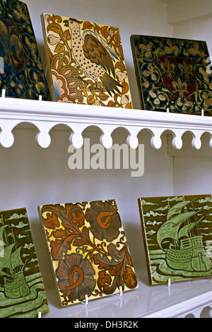 William Morris, Ceramic tiles, William de Morgan, ceramic tile, 1876 ...