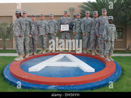 Soldiers from the Alabama National Guard 20th Special Special Forces ...