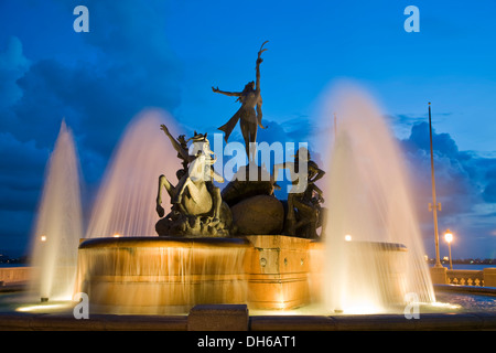 Raices Roots Fountain and Statues Old San Juan Puerto Rico Stock Photo ...