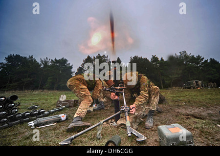 mortar,British,army,bomb,81mm,support weapon, indirect, fire, live ...