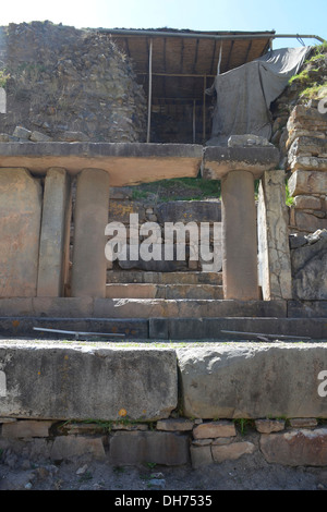 Chavin de Huantar temple complex, Ancash Province, Peru Stock Photo - Alamy
