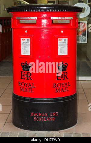 A post box in Gibraltar Stock Photo - Alamy