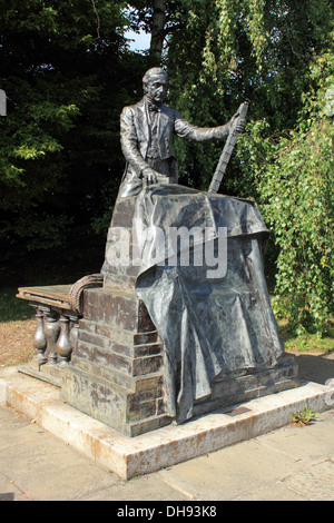 Statue of Thomas Cubitt (Master Builder), High Street, Dorking, Surrey ...