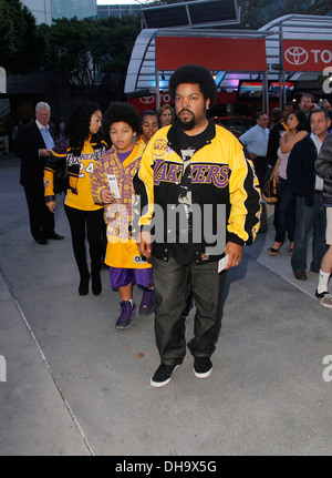 Ice Cube Celebrities arrive at Staples Center for Los Angeles Lakers vs ...