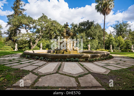 Iconic large fountain at the Huntington Library and Botanical Gardens ...