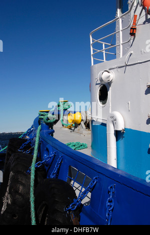 Hamilton Ontario 2013: A heavy duty tugboat moored at Hamilton harbour ...