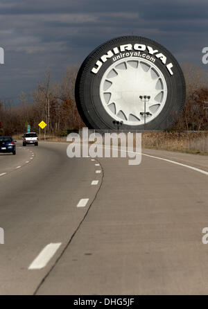 Detroit, Michigan - Interstate 94 in midtown Detroit, looking west ...