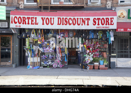 Cheap discount stores, New York City, USA Stock Photo - Alamy