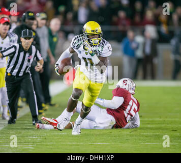 November 7, 2013: Oregon Ducks wide receiver Bralon Addison (11) in ...