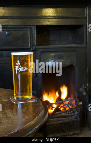 A pint glass of Robinson's 'Dizzy Blonde' Amarillo Pale Ale beer ...