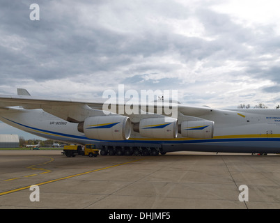 Ivchenko Progress D-18T turbofan engines on Antonov An-225 Mriya Stock ...