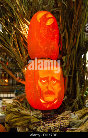 Craved pumpkin Halloween Display at the Chelsea Market, Chelsea, New ...