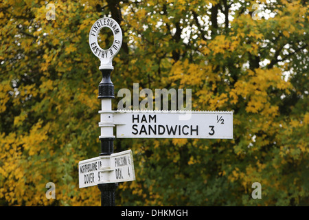 Ham Sandwich road sign, Northbourne Lane, Northbourne, Kent, England ...