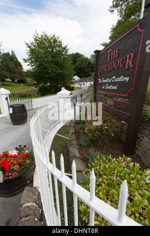 Sign at entrance of Edradour Distillery, Pitlochry, Scotland Stock ...