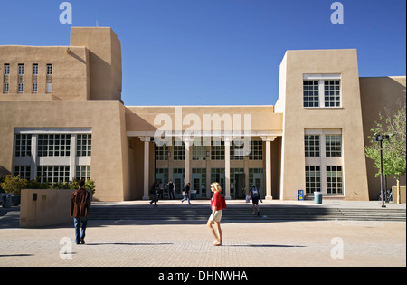 Main entrance and students, Zimmerman Library, University of New Mexico ...