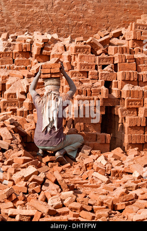 Construction worker at India Stock Photo - Alamy