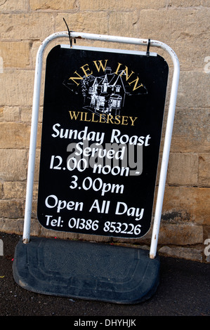 Sunday roast sign outside pub, High Street, Brentford, London Borough ...
