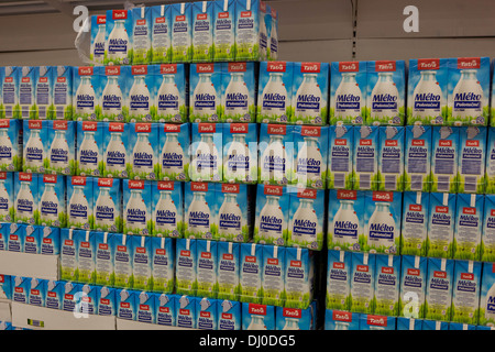 Milk supermarket Czech Republic Stock Photo - Alamy