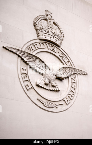 Royal Air Force Badge - Motto Through Struggle To The Stars - Eagle ...