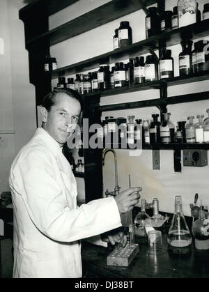 Oct. 10, 1958 - BRITISH SCIENTIST WINS.NOBEL PRIZE DR. FREDERICK SANGER ...