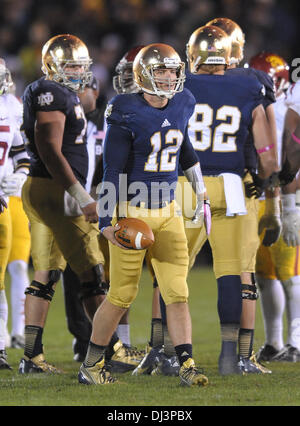 SOUTH BEND, IN - OCTOBER 12: Notre Dame Fighting Irish K Zac Yoakam (92 ...