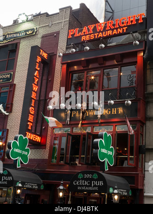 Facade and Signage ,Playwright Celtic Pub, Bar and Grill, Times Square ...