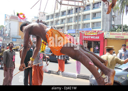Kavadi Hindu devotees Paravai Vel Kavadi Stock Photo - Alamy