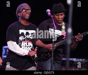 Cory Glover, Vernon Reid 2012 City Parks Foundation Summerstage Gala ...
