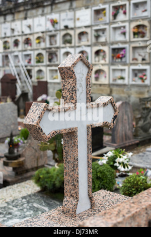 Graveyard in Arezzo, Tuscany, Italy Stock Photo - Alamy