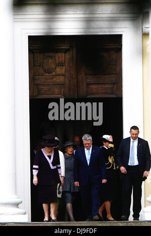 Queen Beatrix of the Netherlands at a dinner with German president ...