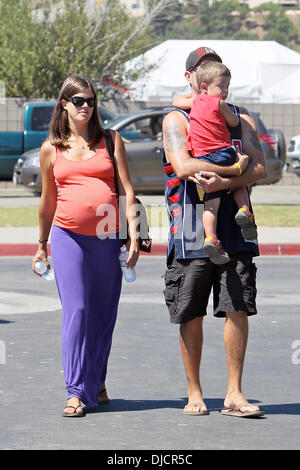 Carson Daly and son Jackson James Daly Carson Daly carrying his young ...