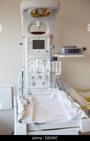 hospital baby labour monitor ctg trace Stock Photo - Alamy