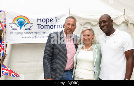 Sir Viv Richards and Sir Ian Botham with after dinner speaker Roger ...