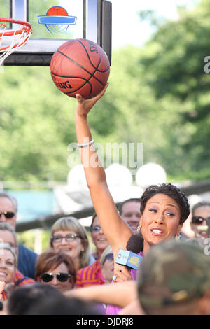Robin Roberts GMA presents the music of the Counting Crows at Rumsey ...