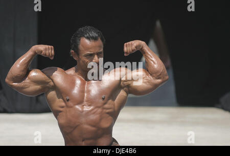 Jul 04, 2004; Venice , California, USA; The Mr. and Ms. Muscle Beach ...