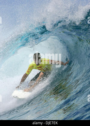 May 12, 2004; Teahupoo, TAHITI; South African GREG EMSLIE was sidelined ...