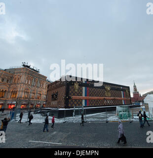 Moscow, Russia. 27th Nov, 2013. Referee Antony Gautier of France ...